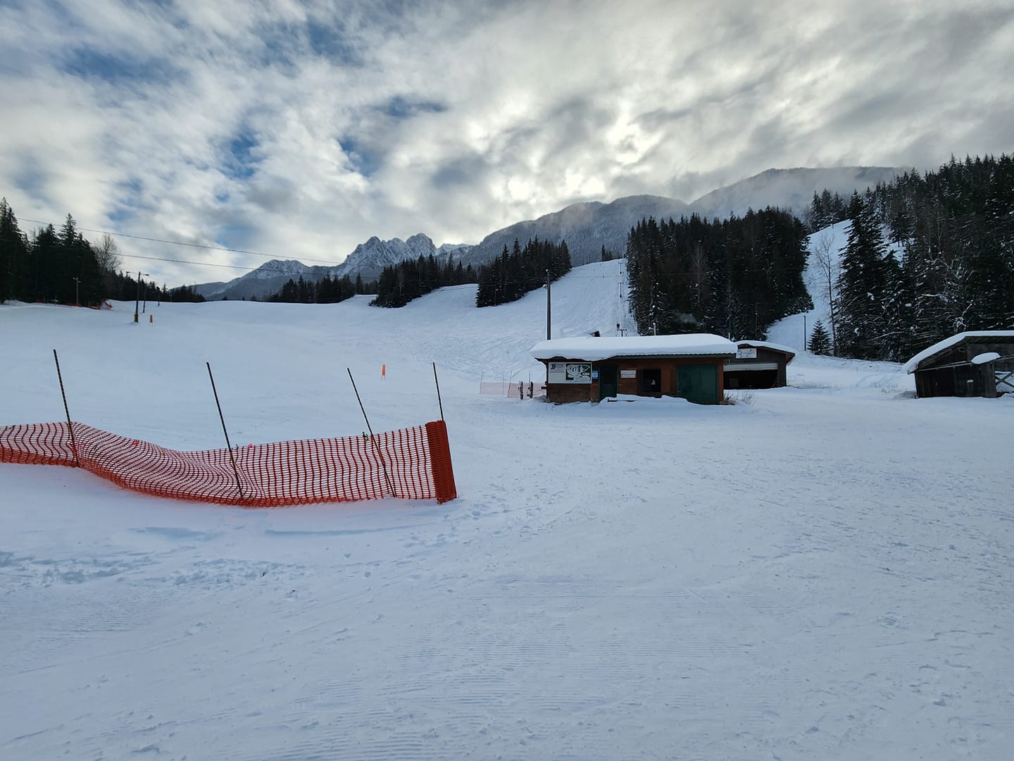 Gallery – Summit Lake Ski and Snowboard Area
